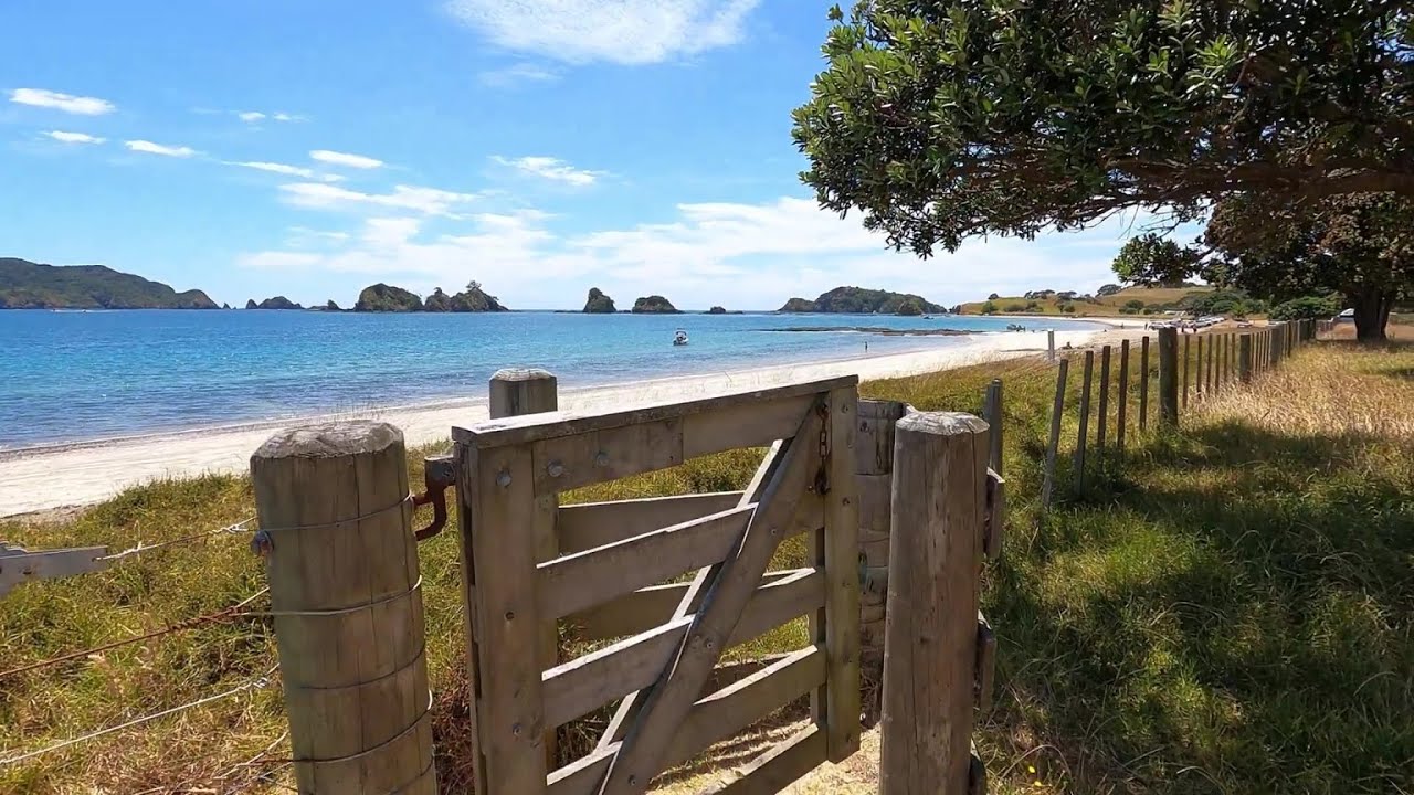 Summer in NZ - Part II (Ep.9) | Whangaruru Harbour in beautiful ...
