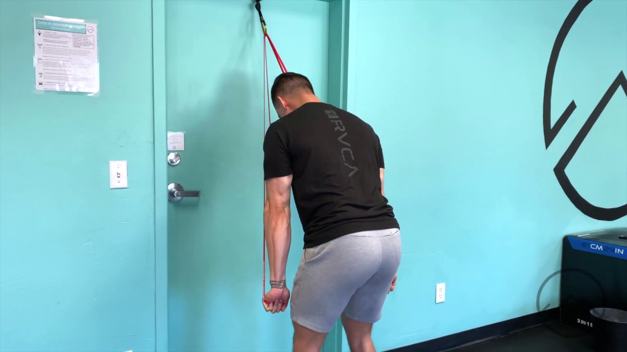 Band Tricep Pushdown - YouTube