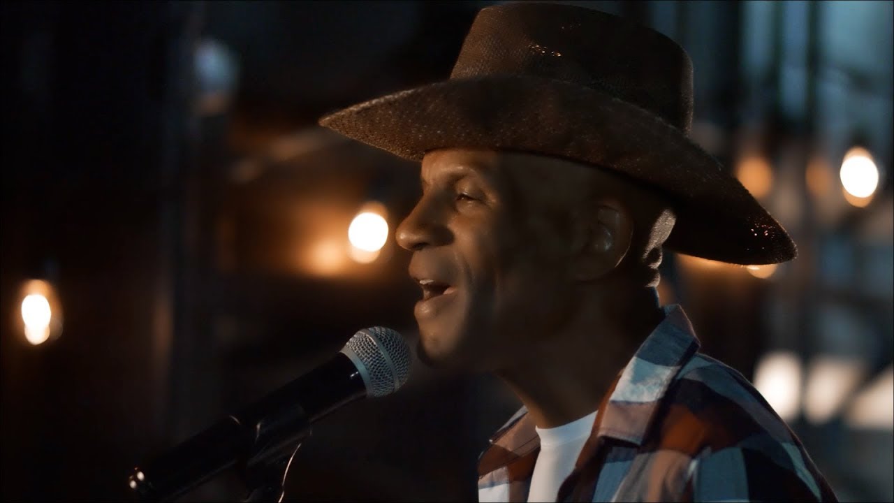 Darric Graham - Always (Official Video) - YouTube