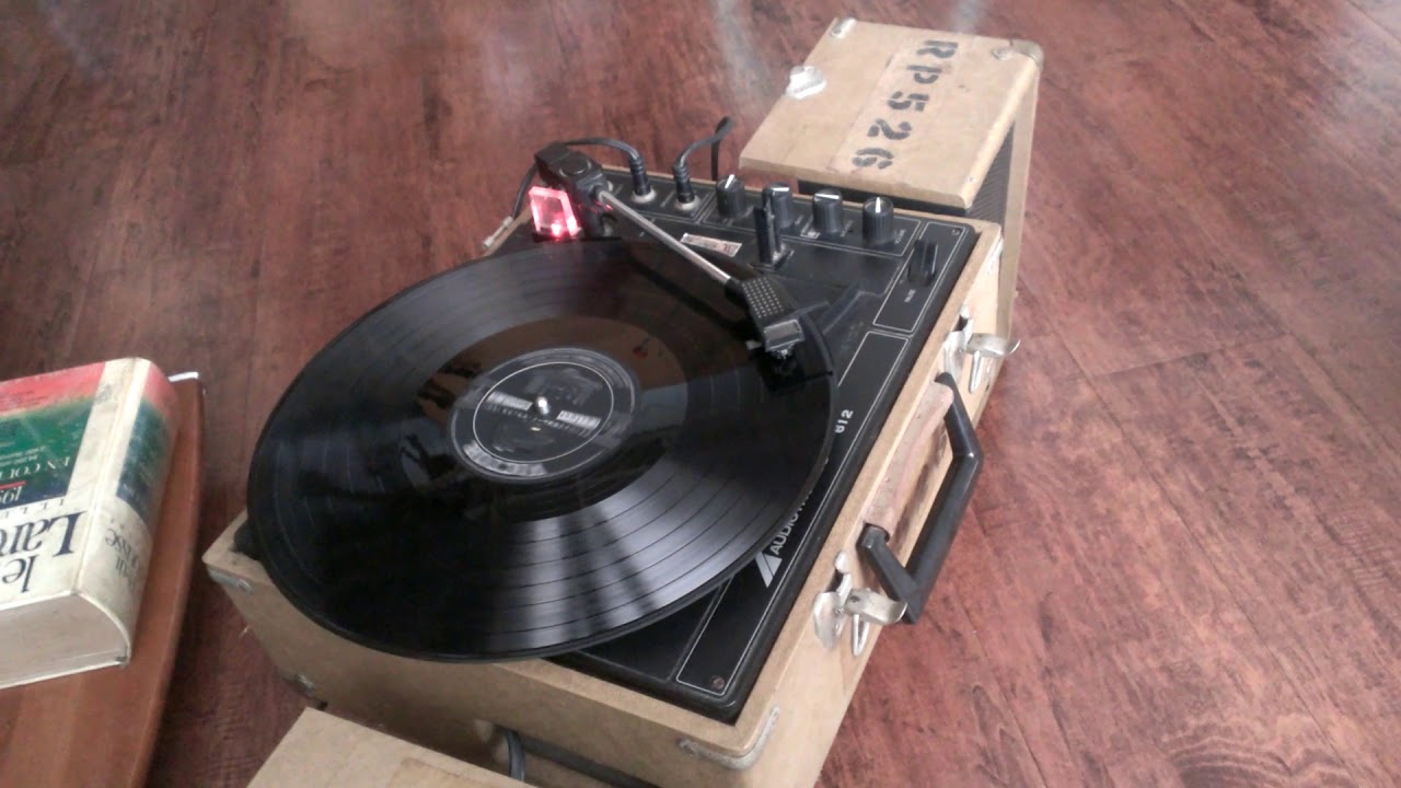 AUDIOTRONICS 612 - YouTube