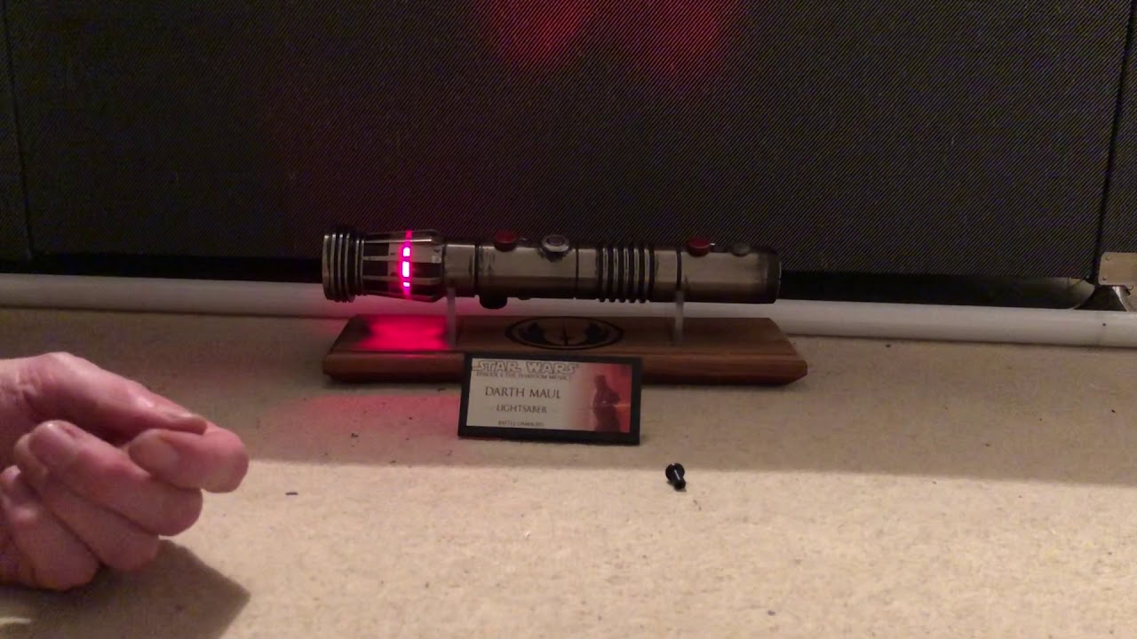 Ultrasaber Darth Maul Battle Damaged lightsaber - YouTube