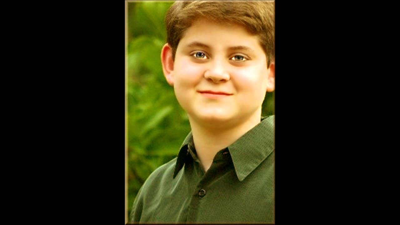 Timothy Lanigan, boy soprano, sings O Rest in the Lord, 2005 - YouTube