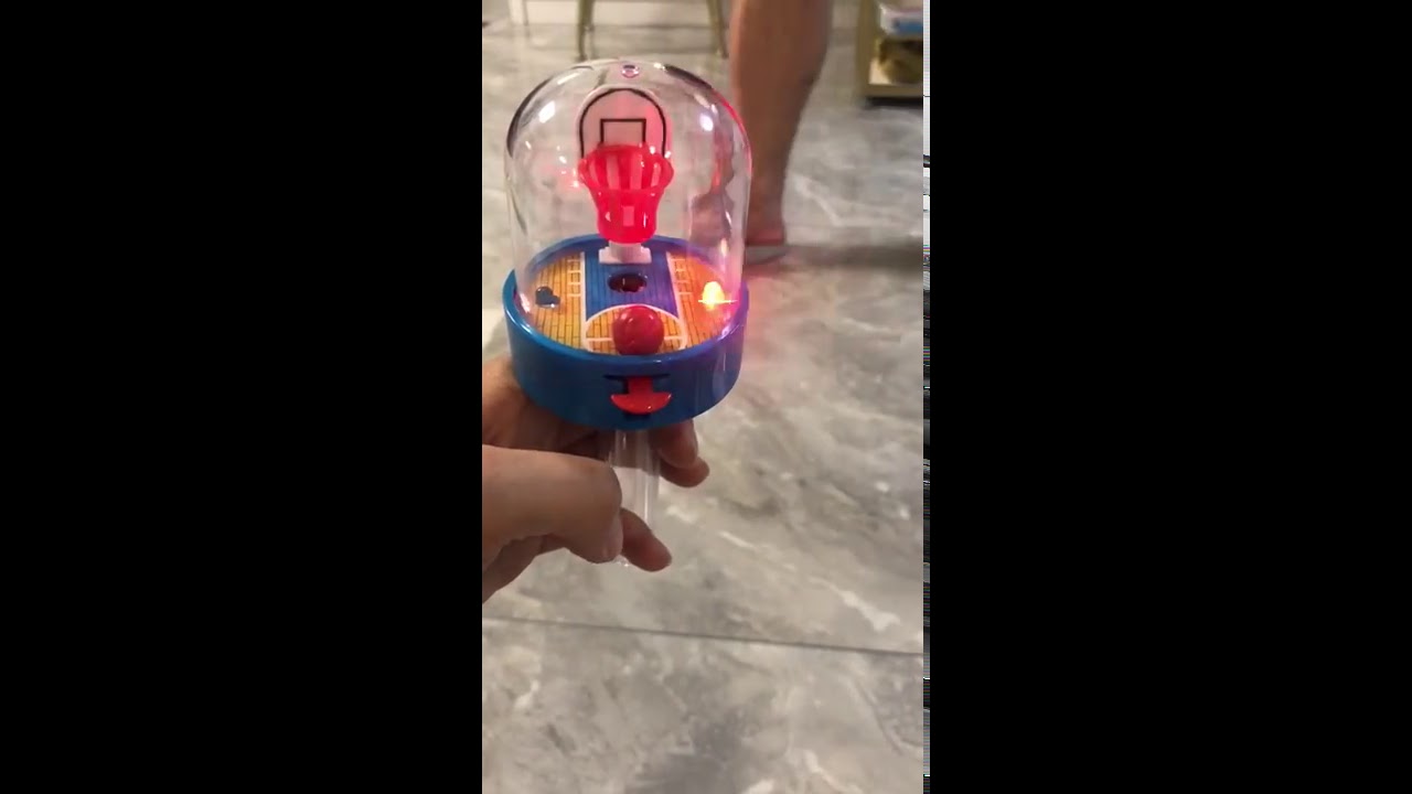 Candy Toy Basketball Game - YouTube
