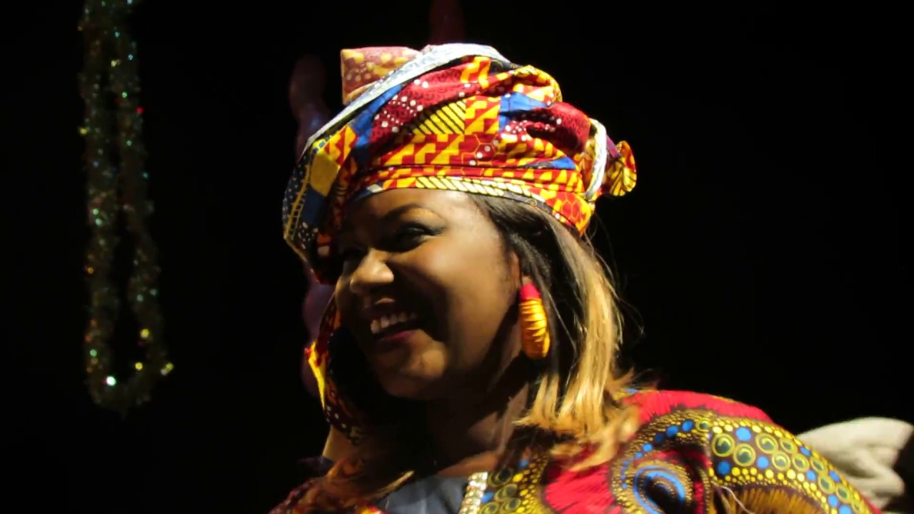 MAABO chante avec les Enfants - YouTube