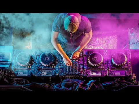 Niels De Vries - 12 Inch (Club Revolution Bootleg)