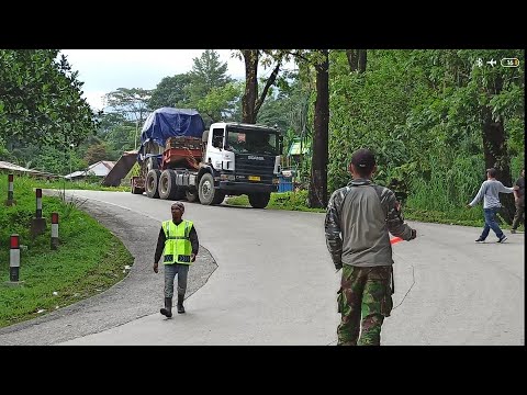 Semua Merekam, Dikawal TNI Truk Scania Muatan Trafo 60 Ton Turuni ...