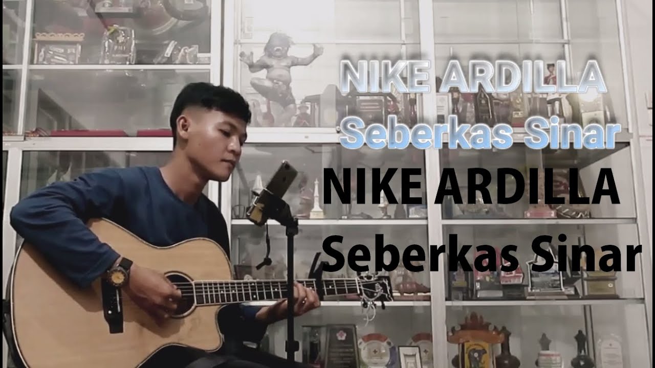 SEBERKAS SINAR Nike Ardilla Cover - YouTube