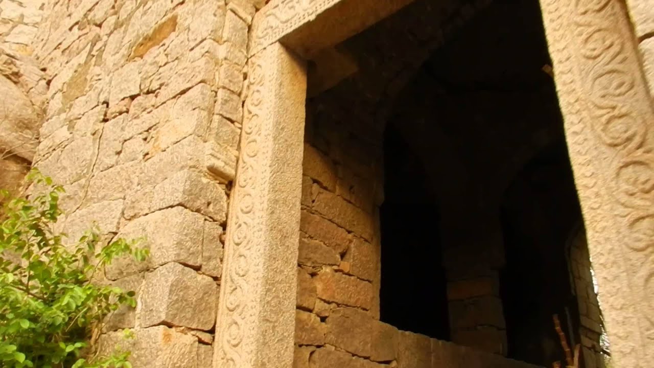 SHAHPUR FORT Entrance - YouTube