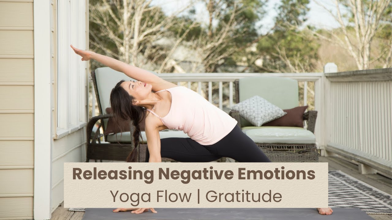 Releasing Negative Emotions Yoga Flow | Gratitude - YouTube