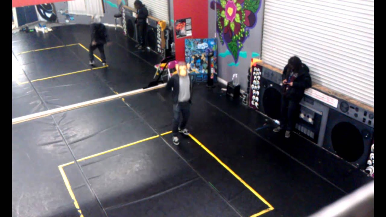 Harlem Shake (Studio Edition) - YouTube