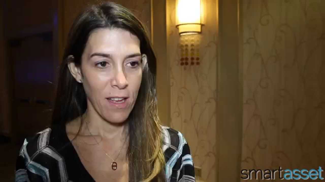 SmartAsset Talks to Author Leslie Tayne - YouTube