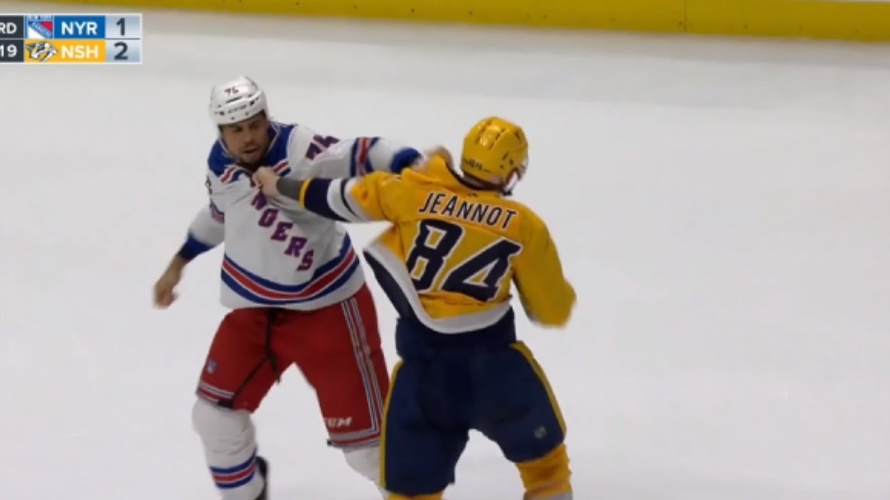 Ryan Reaves And Tanner Jeannot Drop The Gloves - YouTube