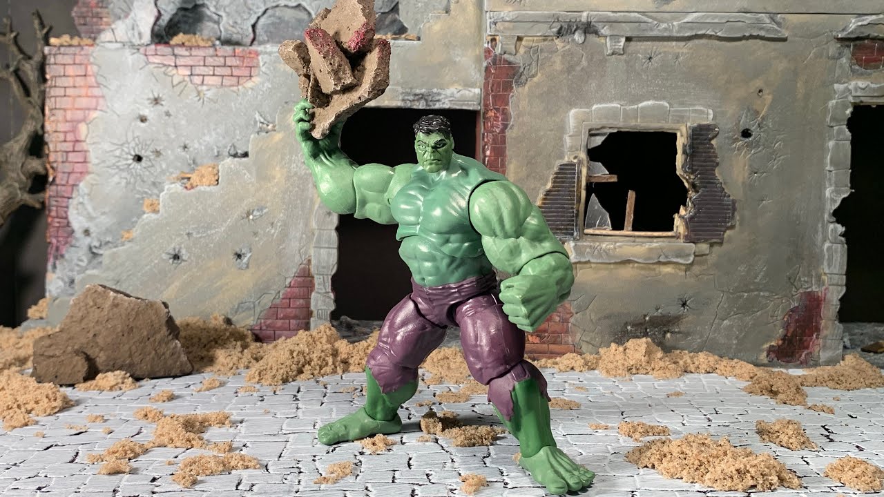 Gamma Fist Hulk Avengers Assemble Shield Gear figure review - YouTube