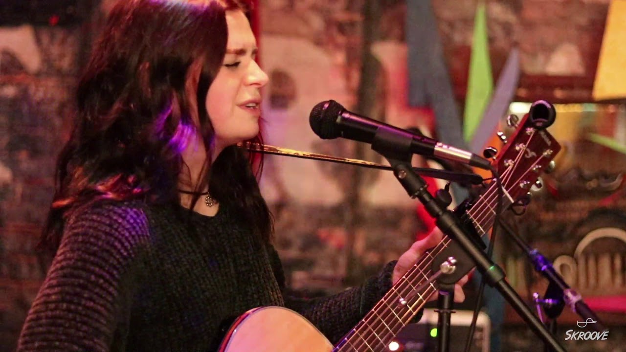 60 Seconds of Skroove - "Cardboard" by Zoe Stirrett | Ep. 1052 - YouTube