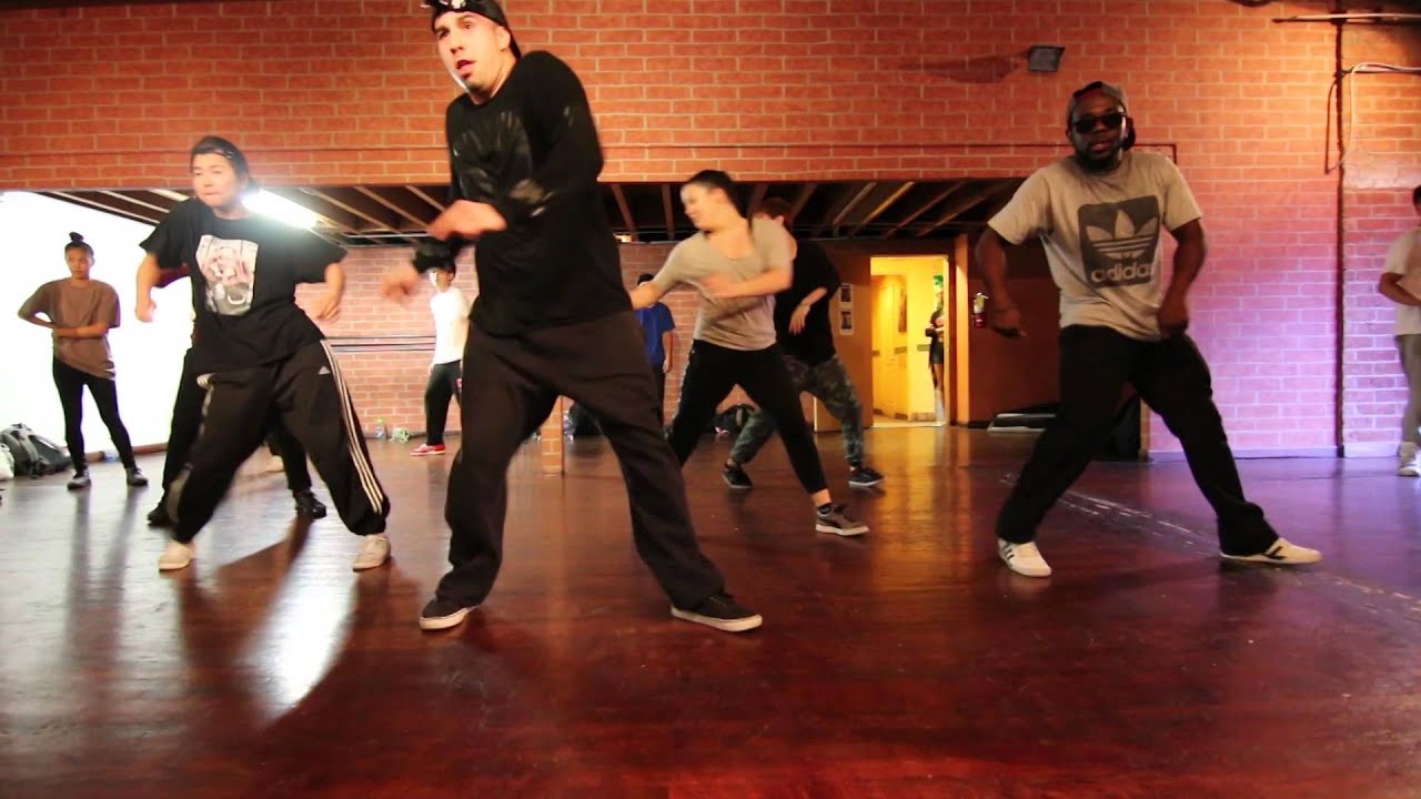 MY FRIDAY POPPING CLASS AT MILLENIUM DANCE COMPLEX - YouTube