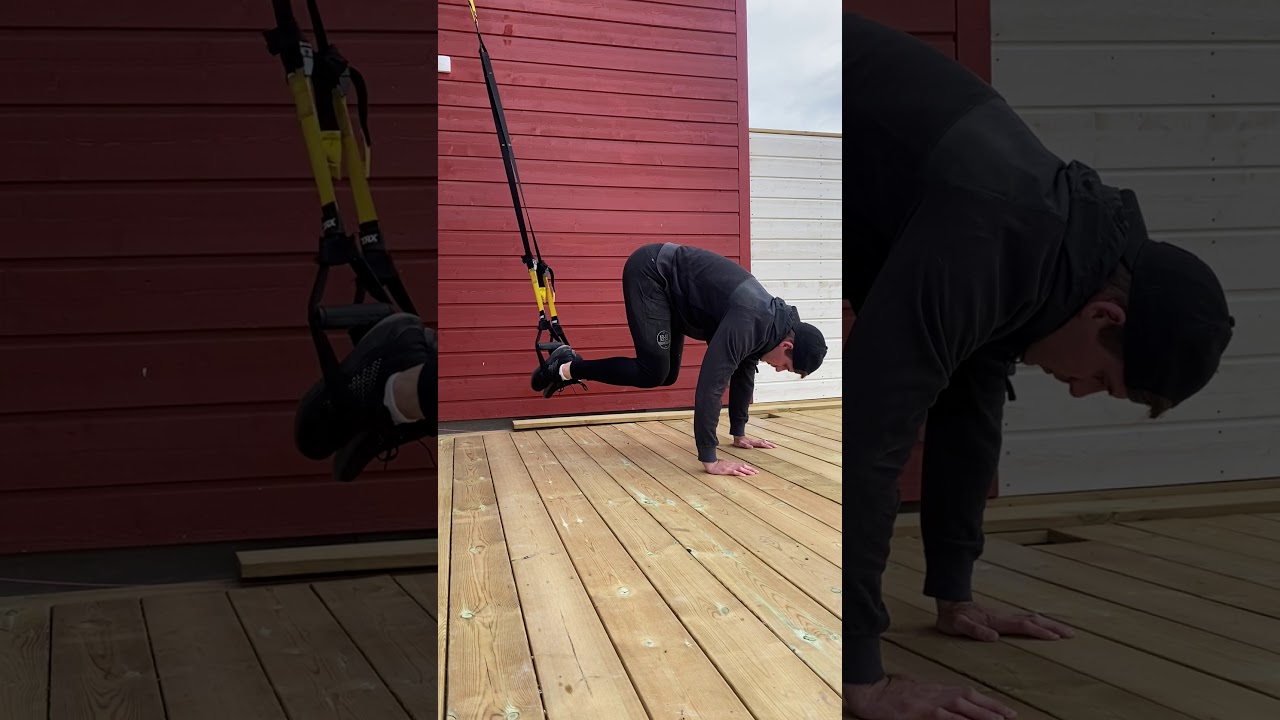 TRX Crunches - YouTube