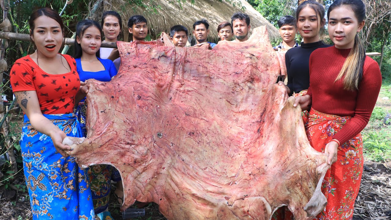 Amazing cooking boiled Cow's skin eat with fish sauce recipe - boiled ...