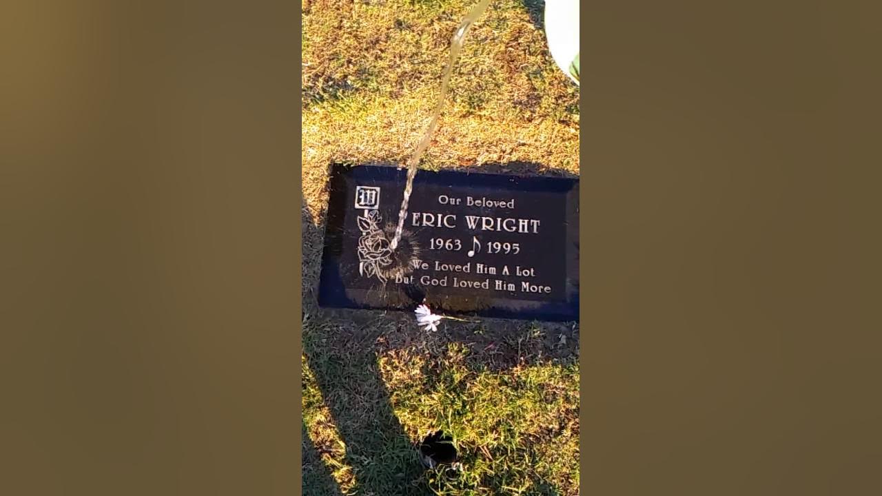 EAZY E GRAVE ROSE HILLS - YouTube