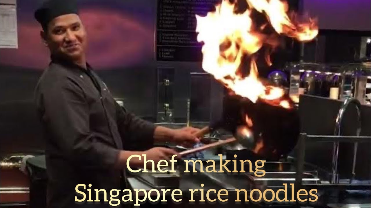 Where chefs create Magic……Chef Santosh making stir fry @ Sirkars ...