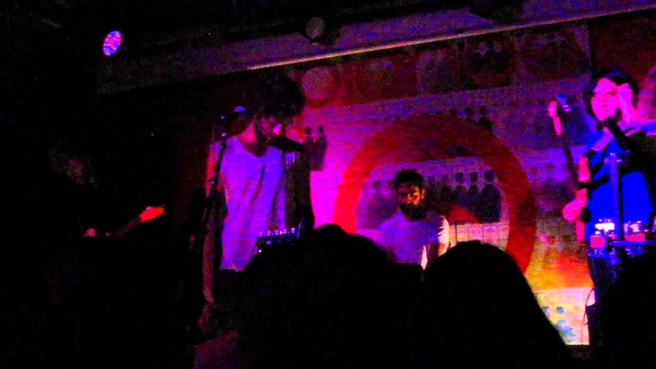Mothxr - Easy (Pianos 12.2.14) - YouTube