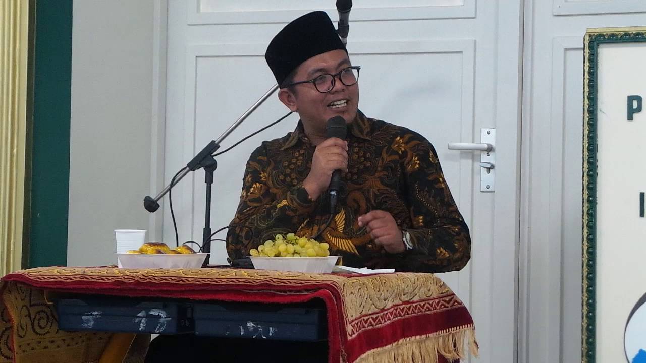 Tausiah Pendidikan anak oleh Ust Tatan Santana part 1 - YouTube
