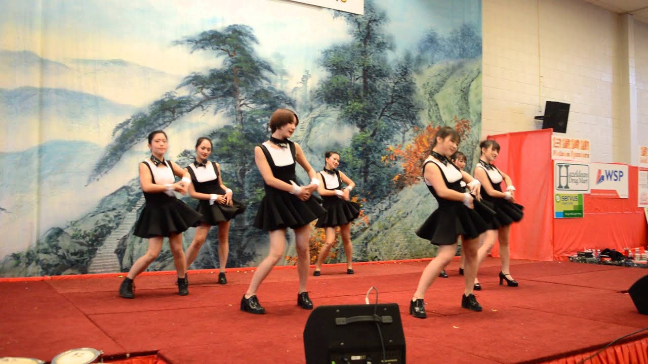 Korean Style Modern Dance - YouTube