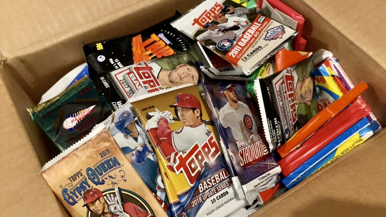 I FOUND A BOX OF OLD PACKS! 2011 TOPPS UPDATE, 2018 TOPPS UPDATE and ...