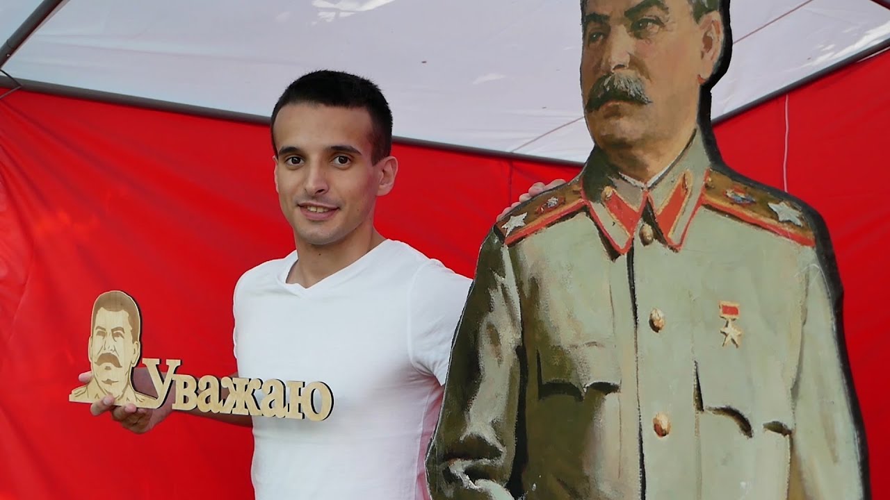 Stalin-Fest Draws Admiring Crowds In Siberia - YouTube