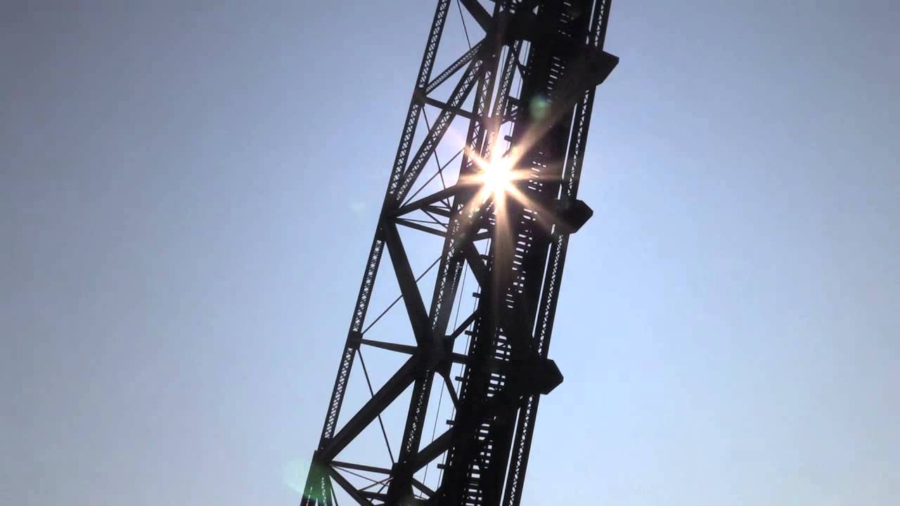 Bascule bridge 1 over the Cuyahoga River in Cleveland - YouTube