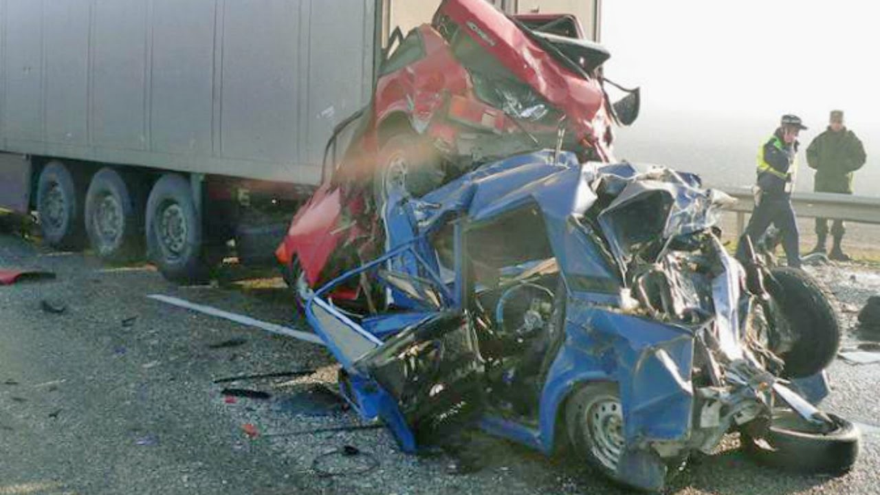 11 Minutes CAR CRASH COMPILATION - Crazy Traffic Accident - Best Dash ...