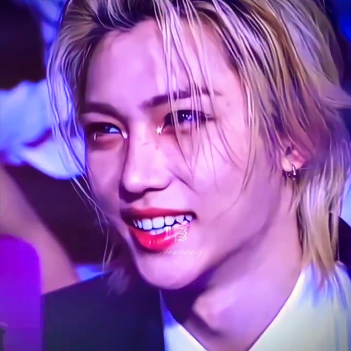 "FEEL GOOD" Felix bday #StrayKids #스트레이키즈 #필릭스 #Felix #HappyFelixDay # ...