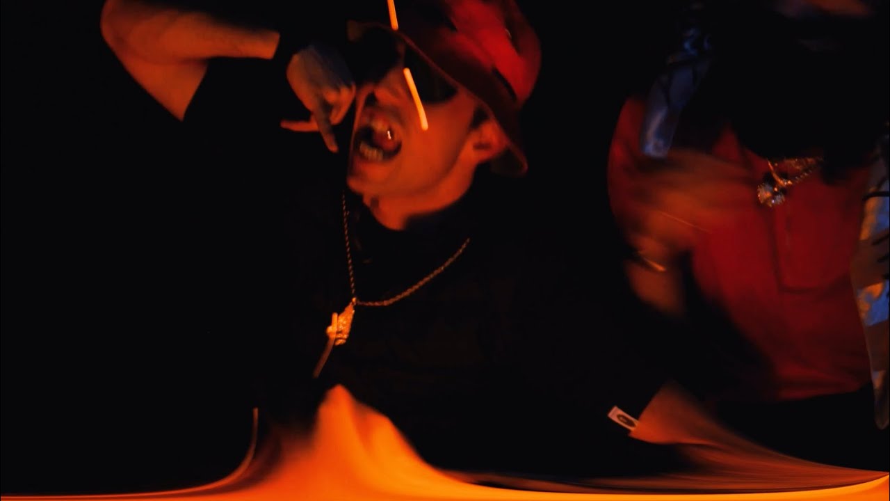 SKUNK DANK - OFFICIAL MUSIC VIDEO [HD] - YouTube