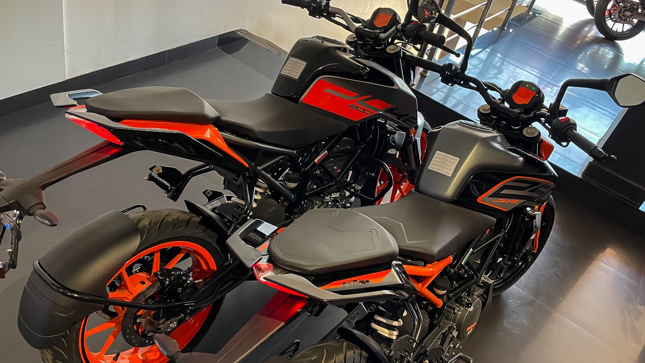 2023 New Model KTM Duke 200 VS KTM Duke 250🤔Detailed Comparison with ...