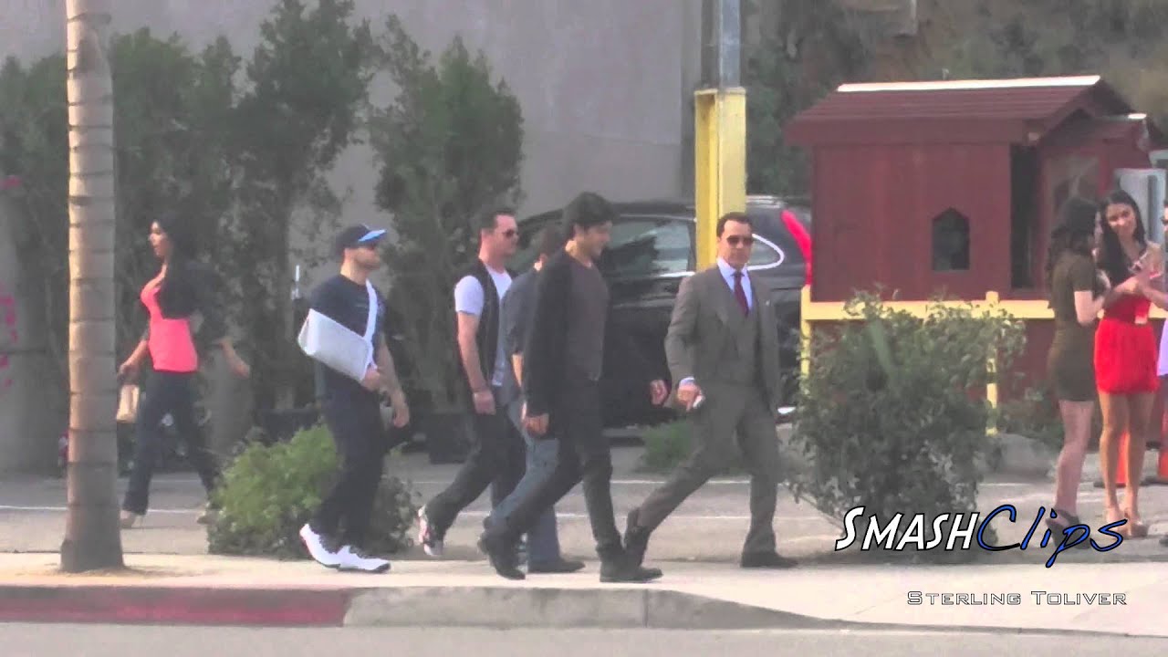 Entourage Movie Walking Sunset - YouTube