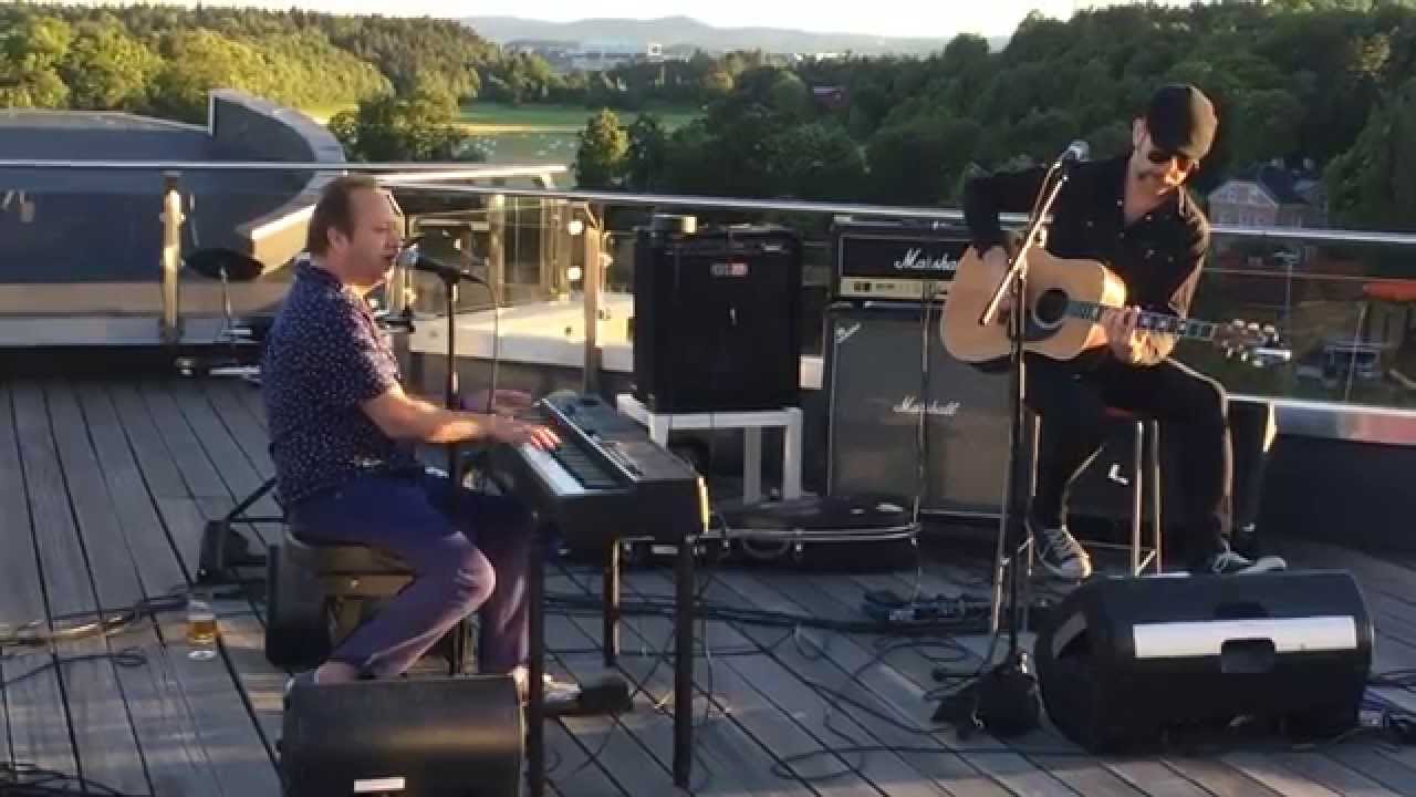 Stephen Ackles on the Symfoni roof - Great Balls of Fire - YouTube
