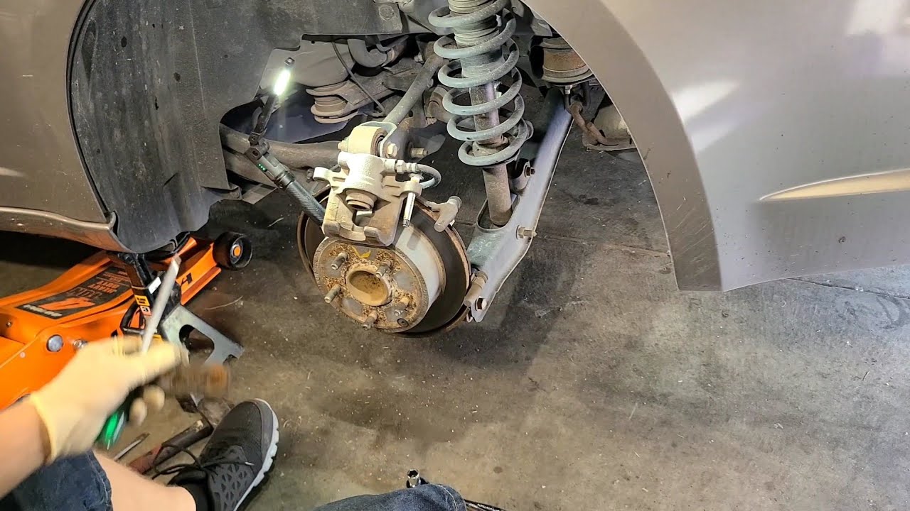 2013 Chrysler 200 rear brake pads replacement - YouTube