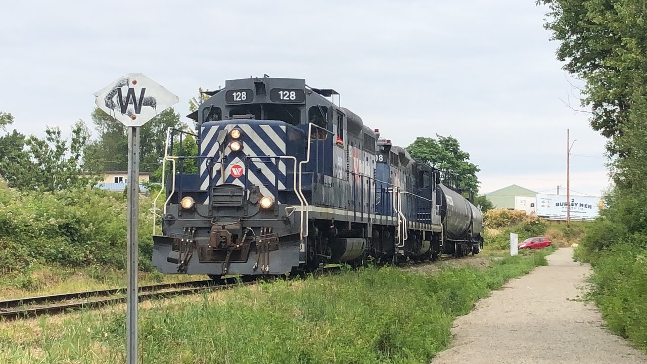 SRY 128 at Fifth Street | Nanaimo, BC - YouTube