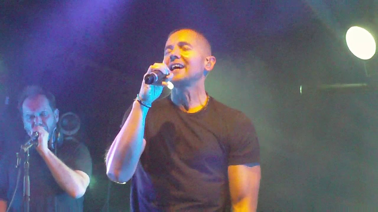 Manau concert live PLURIEN 20 ans 2018 - YouTube