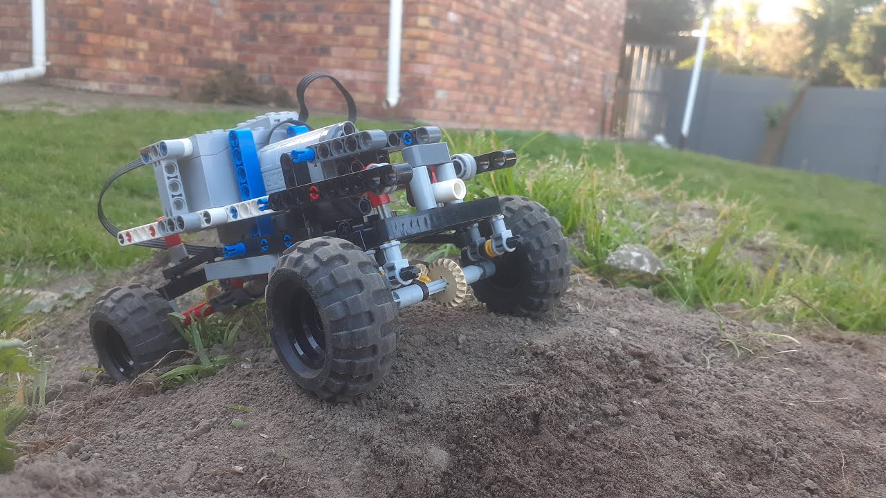 Mini Lego RC crawler chassis - YouTube