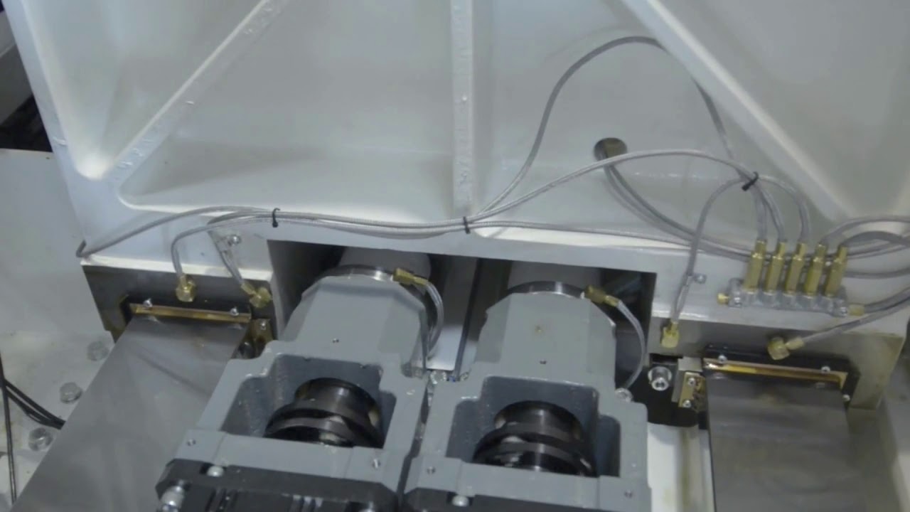 The Kitamura Horizontal, High Speed Precision Advantage - YouTube