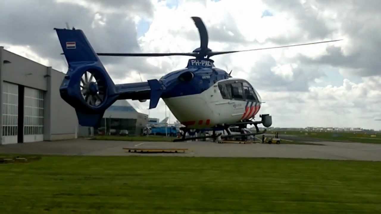 Landing Politie helicopter - YouTube