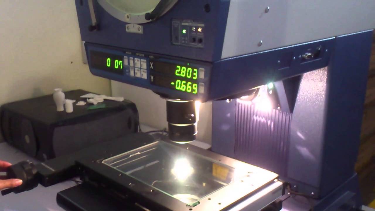 Práctica de comparador óptico - YouTube