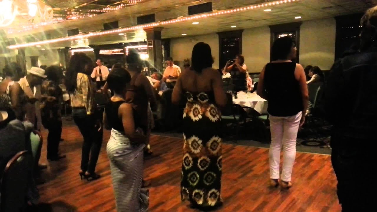 Brooks family doing Cupid Shuffle detroit princess - YouTube
