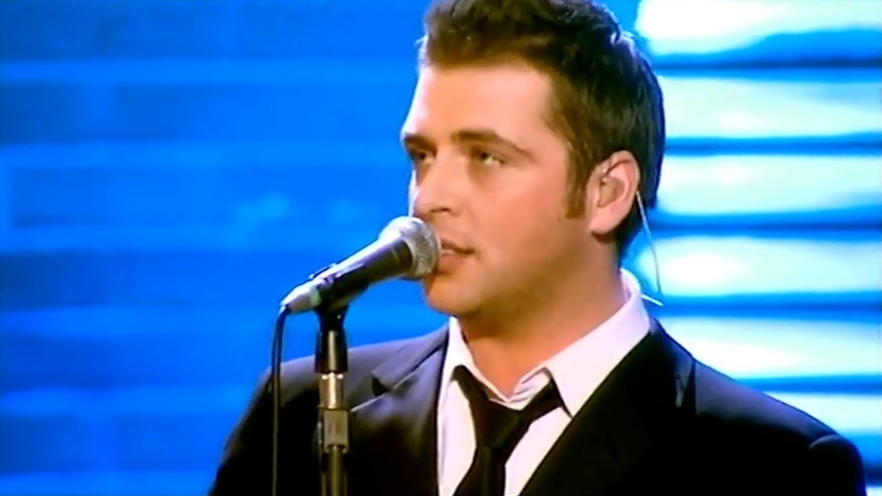 Westlife - Flying Without Wings - Mark Feehily Version - YouTube