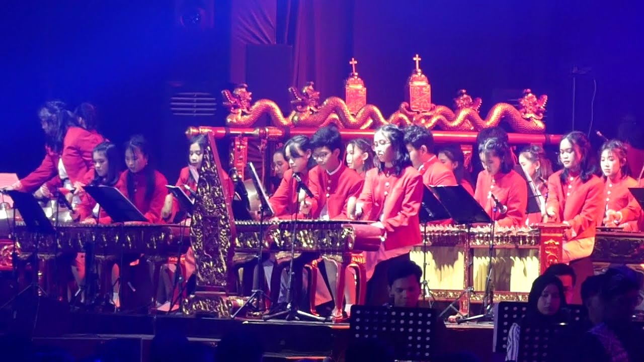 Gamelan Soepra Loyola (Rhapsody Nusantara) - YouTube