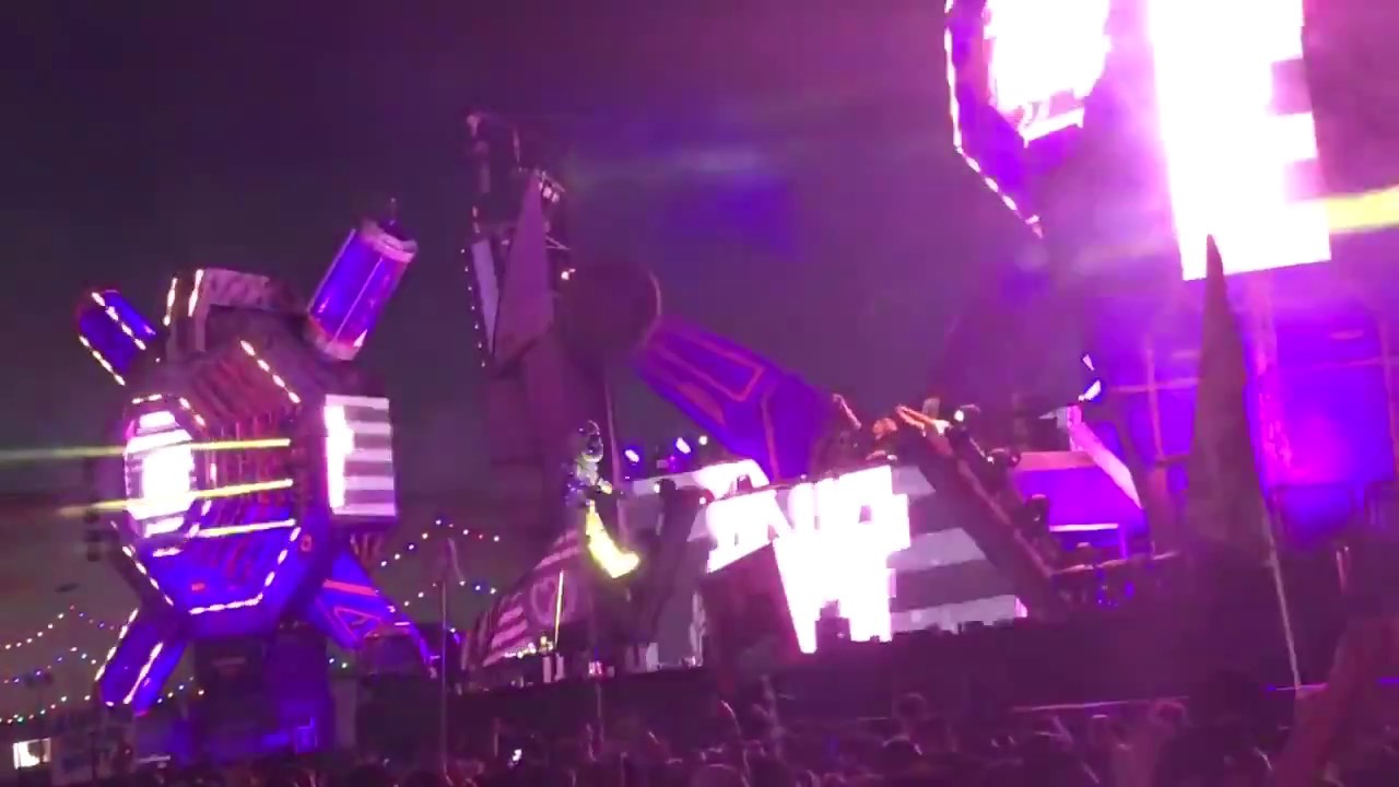 Rivals (Virtual Riot Remix) (Unreleased) Live EDC Las Vegas 2017 - YouTube