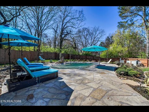 NEW LISTING: 1313 Cherry Tree Lane Knoxville TN 37919