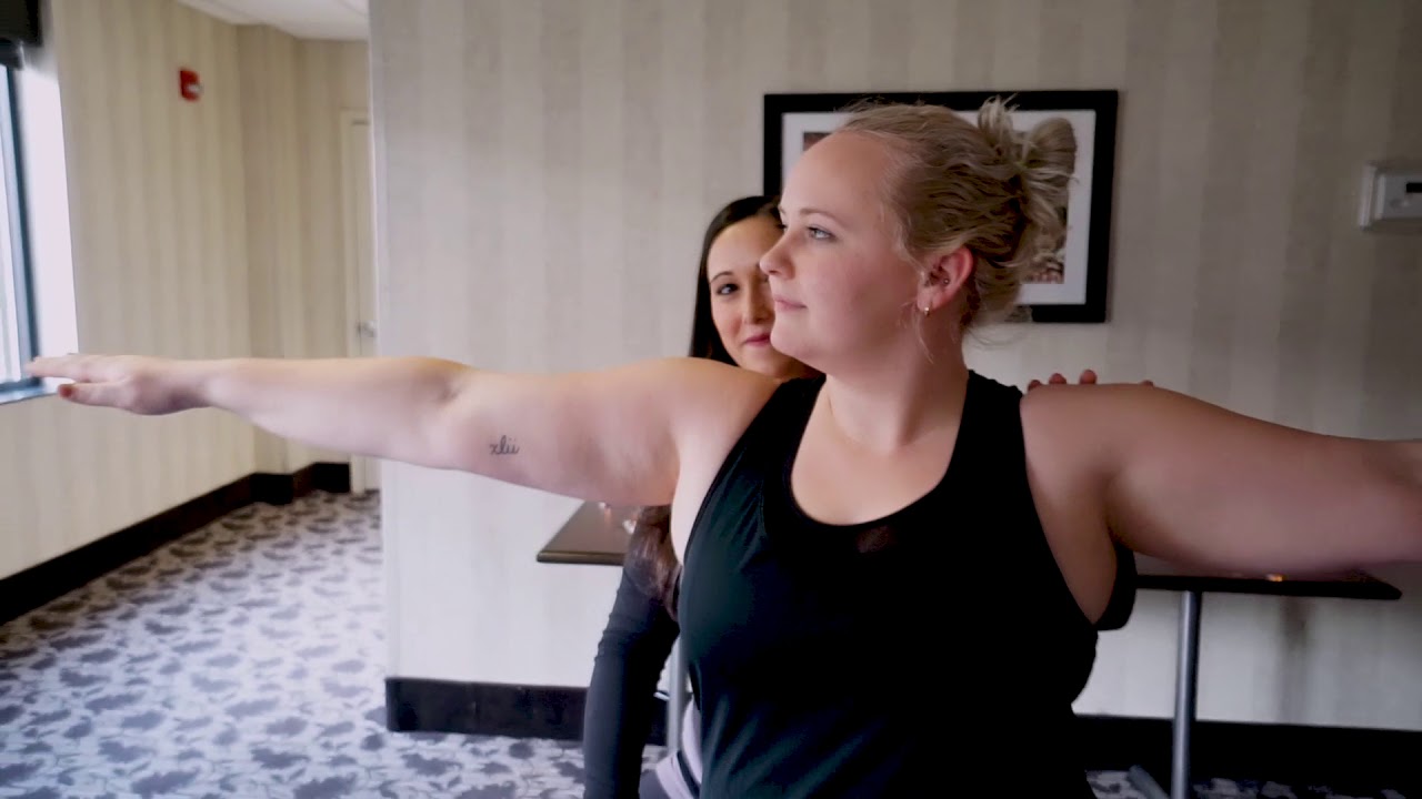 A Private Yoga Experience with Shayna Frankel Yoga - YouTube