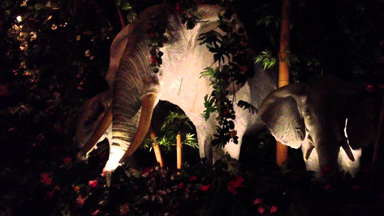 Rainforest Cafe Elephants - YouTube