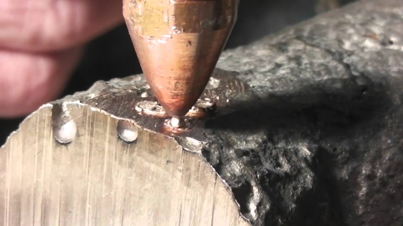 Bronze Pit Welder - How it's Used - YouTube